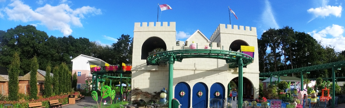 The Queen's Flying Coach Ride | PlanIt Park